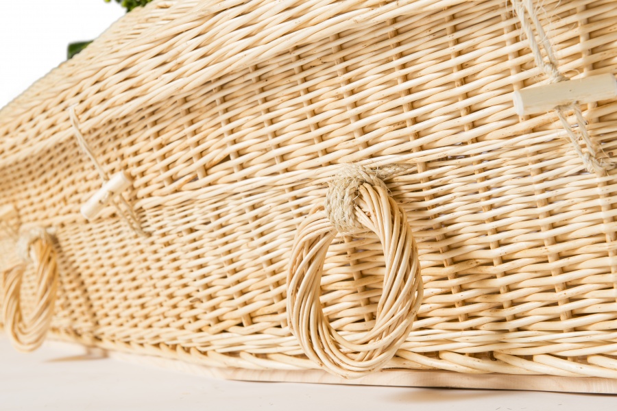 Light Willow Pod Coffin - The green coffin company.com